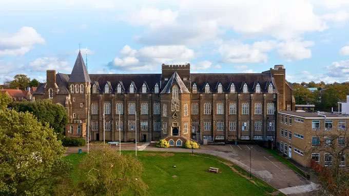 Fidelis College - Right School Choice
